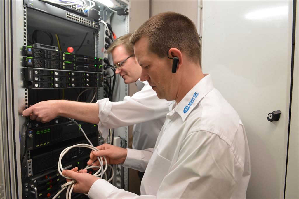 vServer in der Cloud mit Verfügbarkeitsgarantie von Mahr EDV